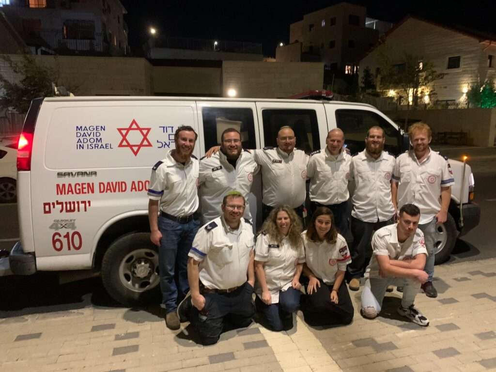 Twelve people from one family volunteer for Magen David Adom. - Magen ...